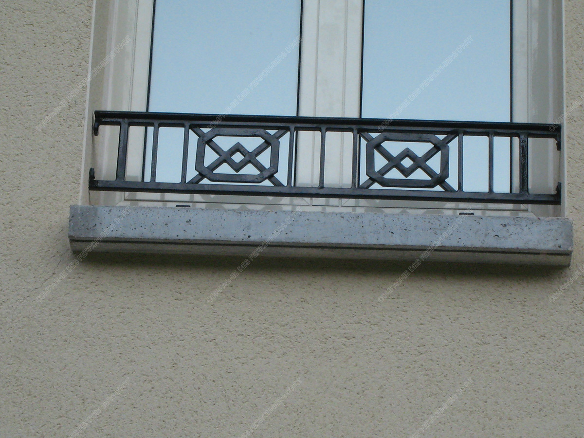 Appuis de fenêtre en fer forgé Divers : Modèle AFD04 Polygones