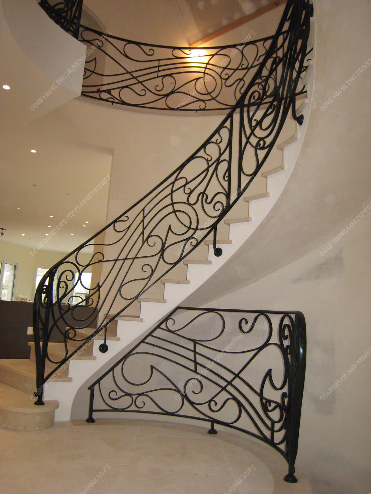 Rampes d'escalier en fer forgé Art nouveau : Modèle Lyre